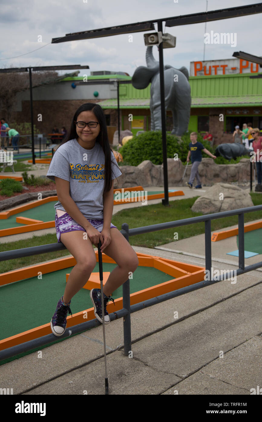 Mini lassie Banque de photographies et d’images à haute résolution - Alamy