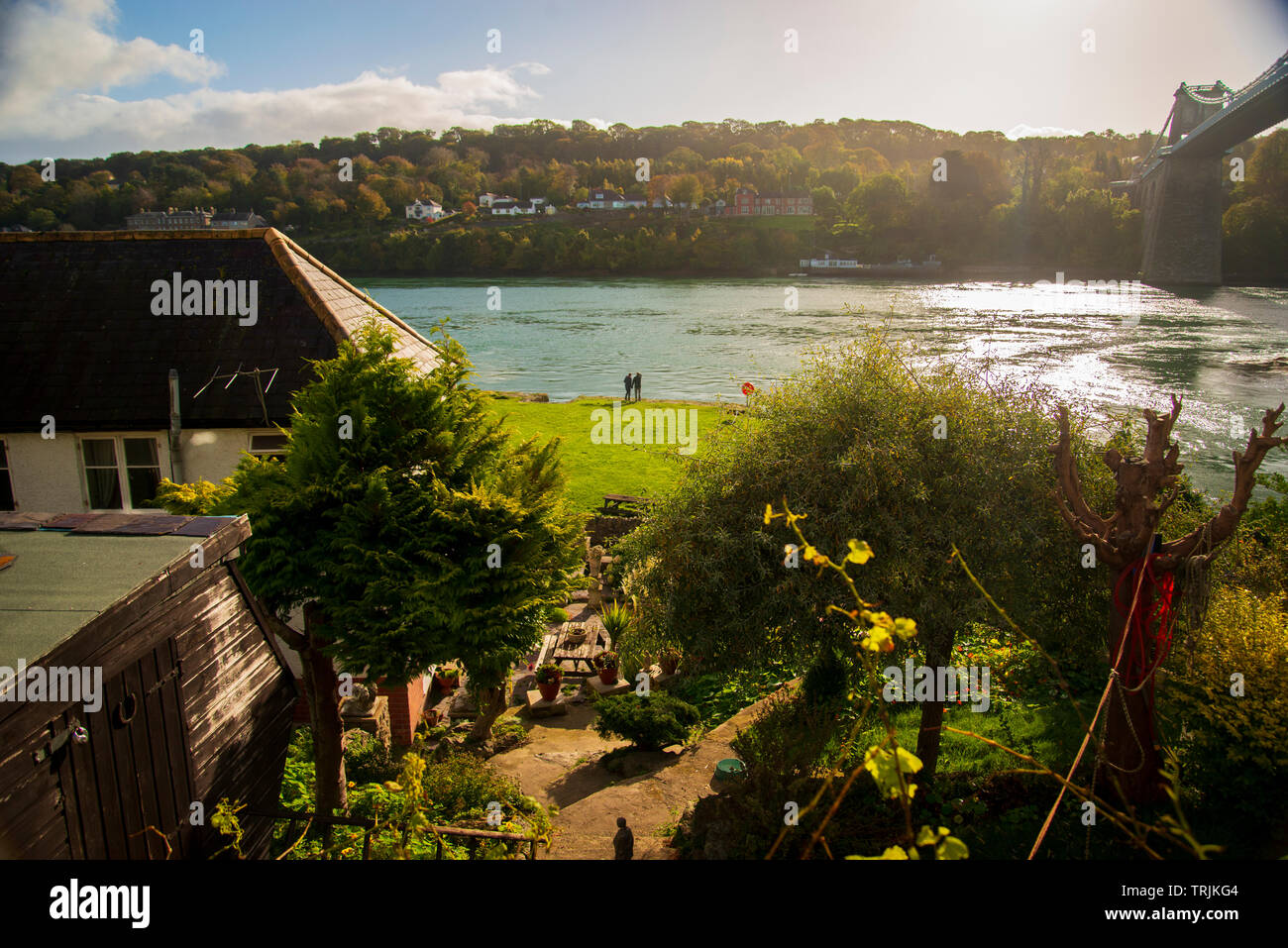 Menai bridge menai straits Banque de photographies et d’images à haute ...
