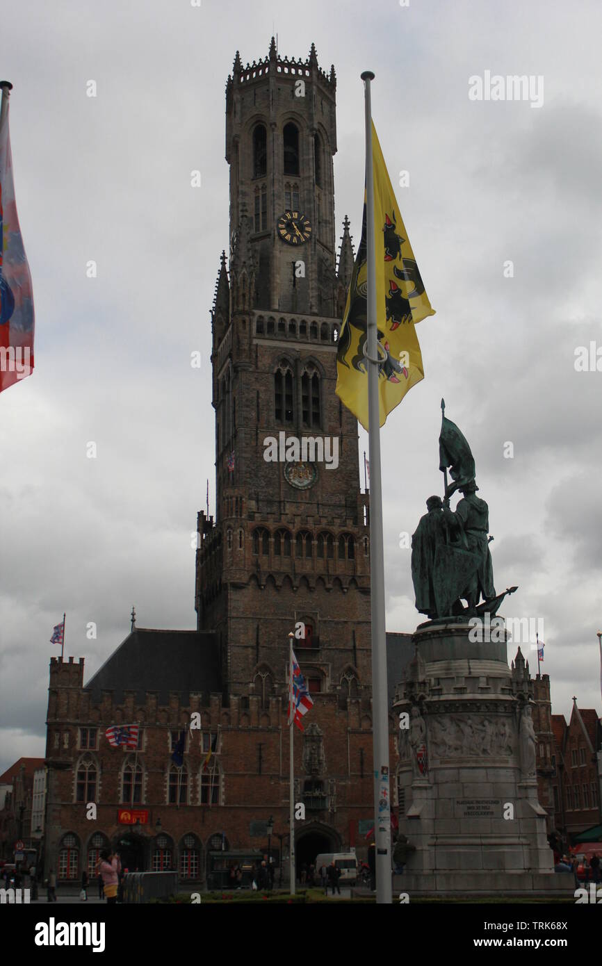 Beffroi bruges Banque de photographies et d’images à haute résolution ...