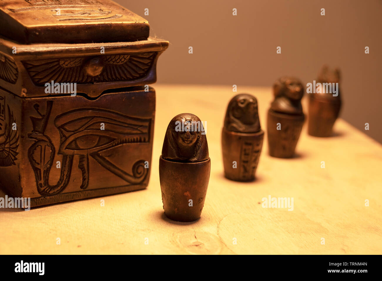 Egyptian artifacts Banque de photographies et d’images à haute résolution - Alamy