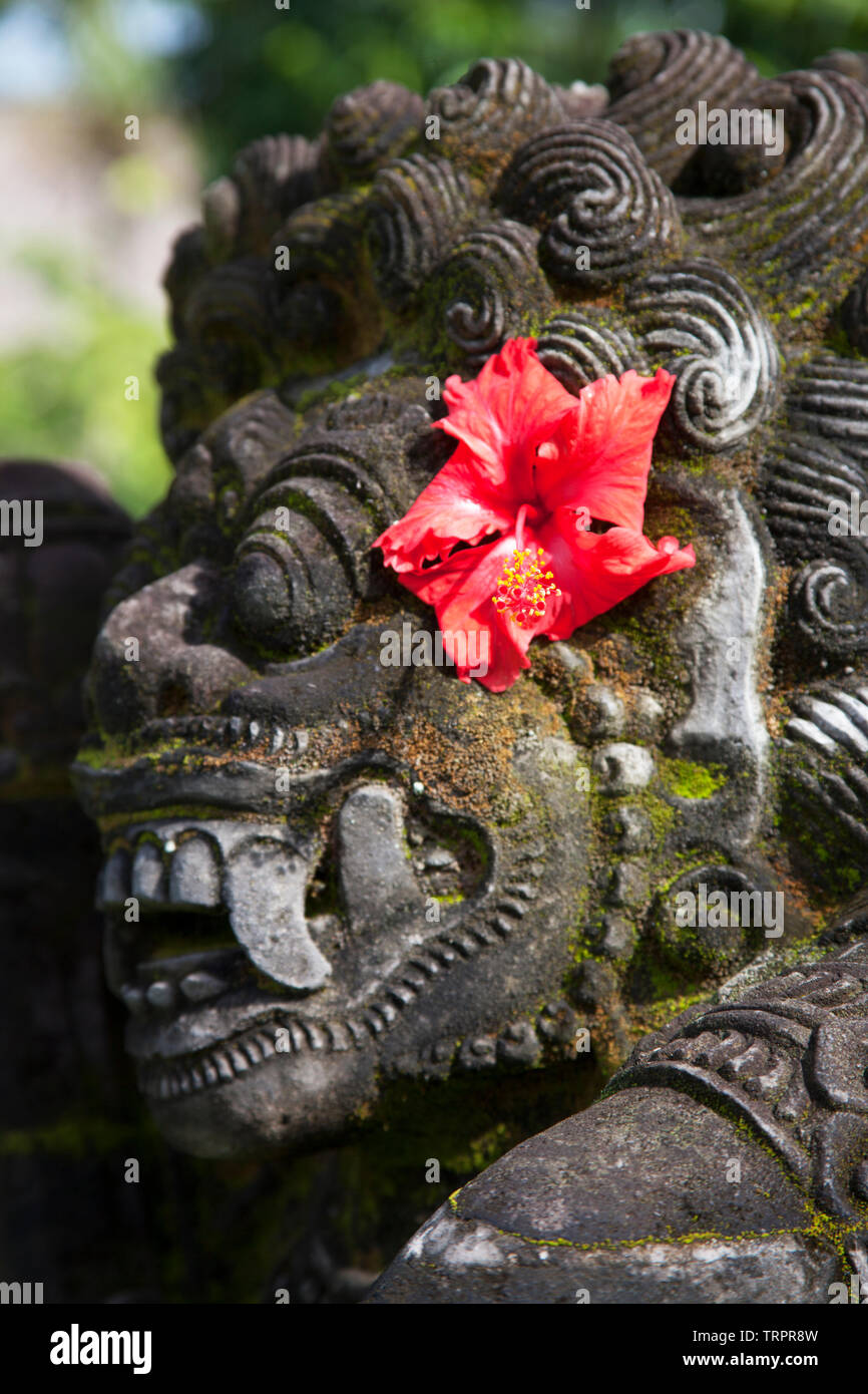Balinese stone carving Banque de photographies et d’images à haute ...