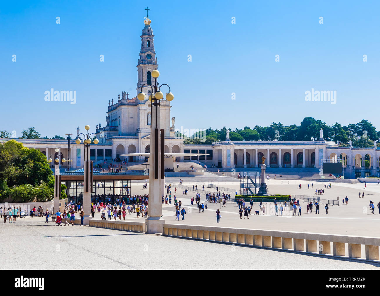 Sanctuaire de Fatima, au Portugal. Basilica de Nossa Senhora do Rosario ...