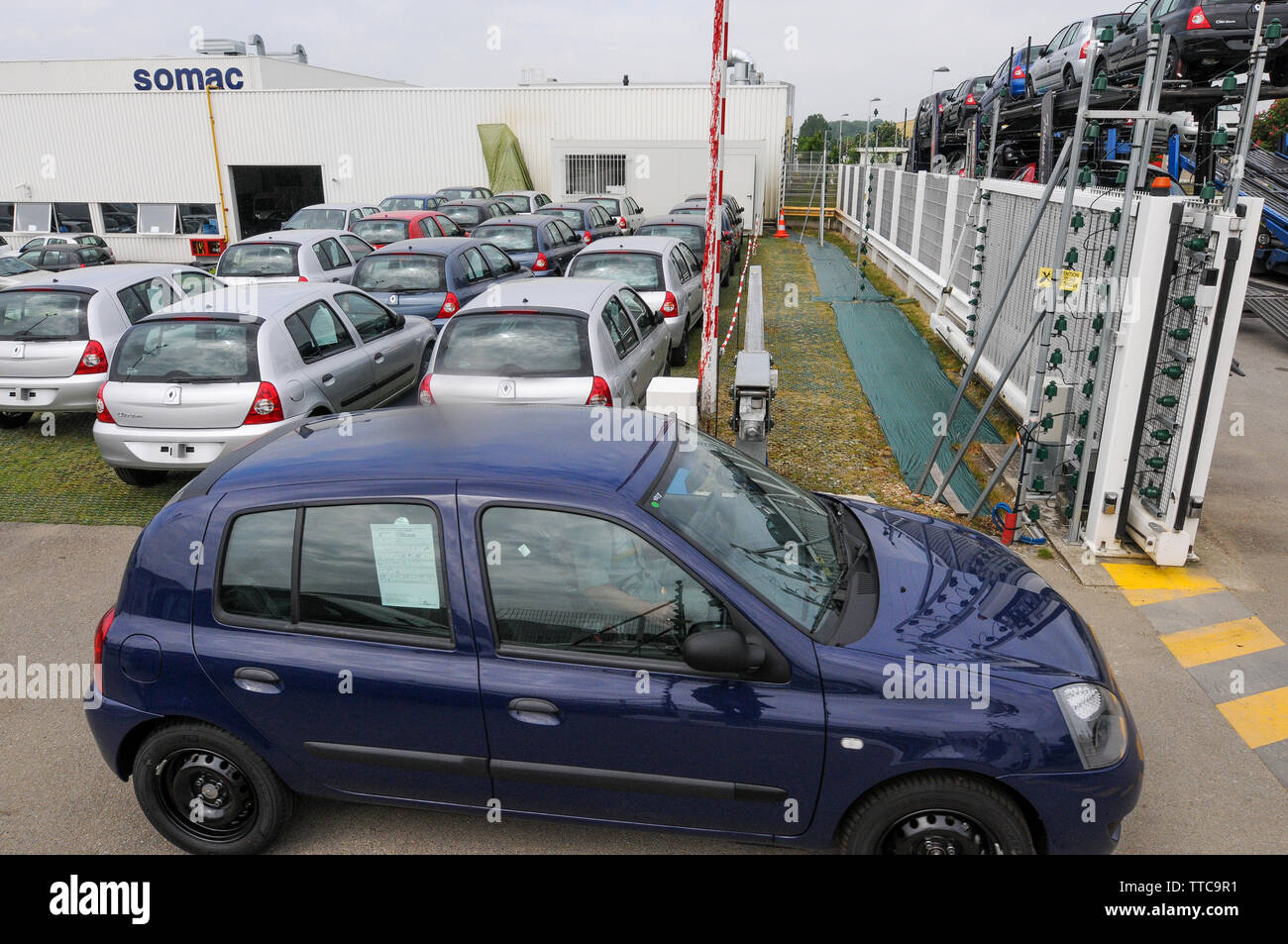 SOMAC Renault, le développement et le montage des voitures non valide ...