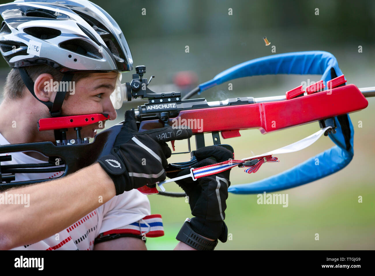 Cible de biathlon Banque de photographies et d’images à haute ...