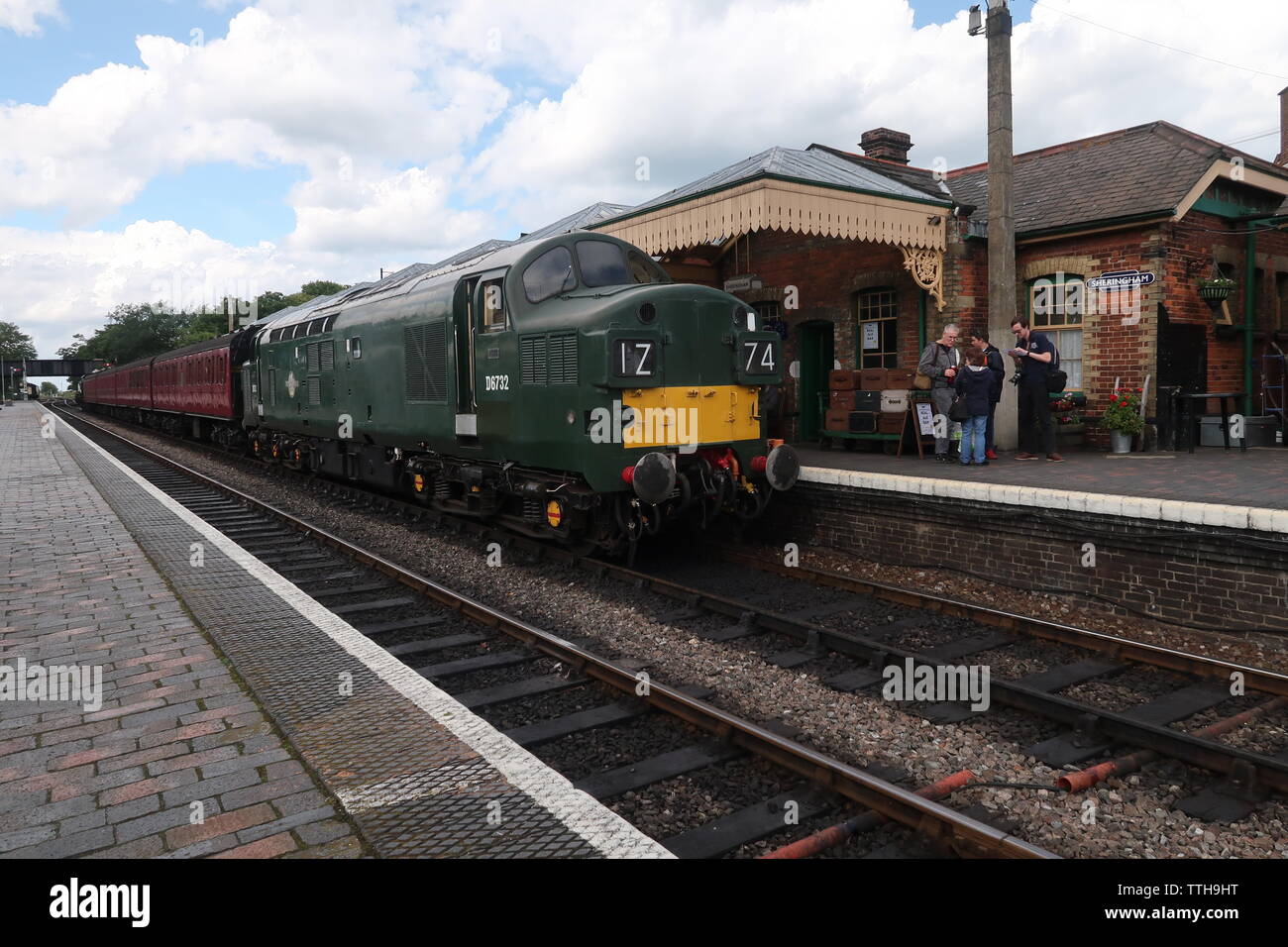 Class 37 locomotive Banque de photographies et d’images à haute ...