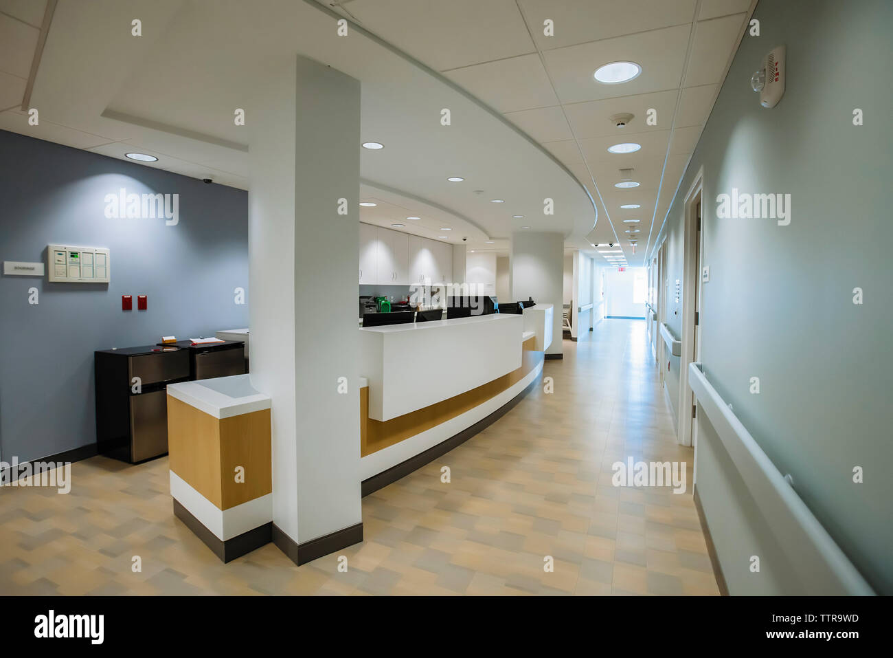 Hospital reception area Banque de photographies et d’images à haute ...