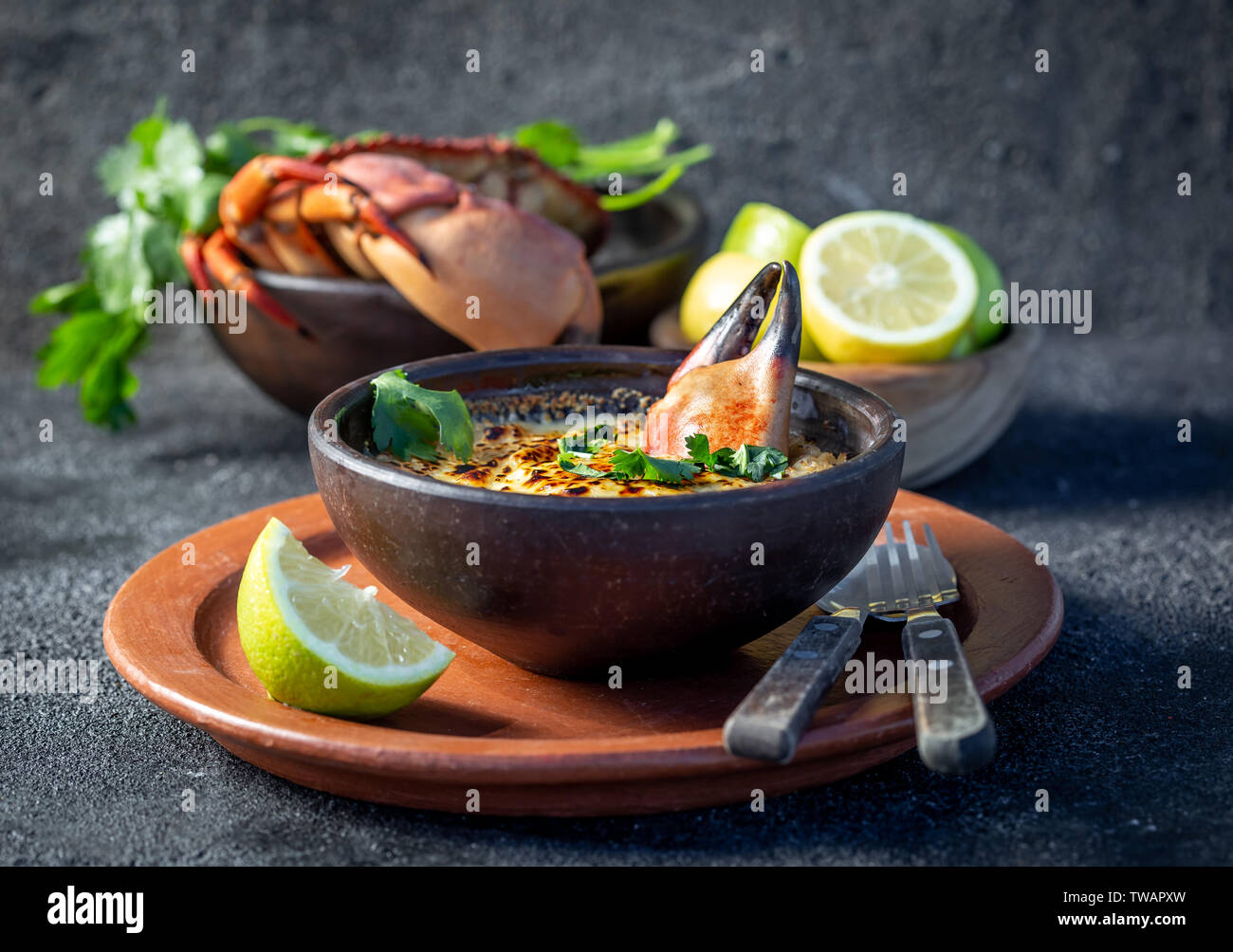 L'ALIMENTATION DU CHILI. La viande de crabe crabe cuit au four avec du ...