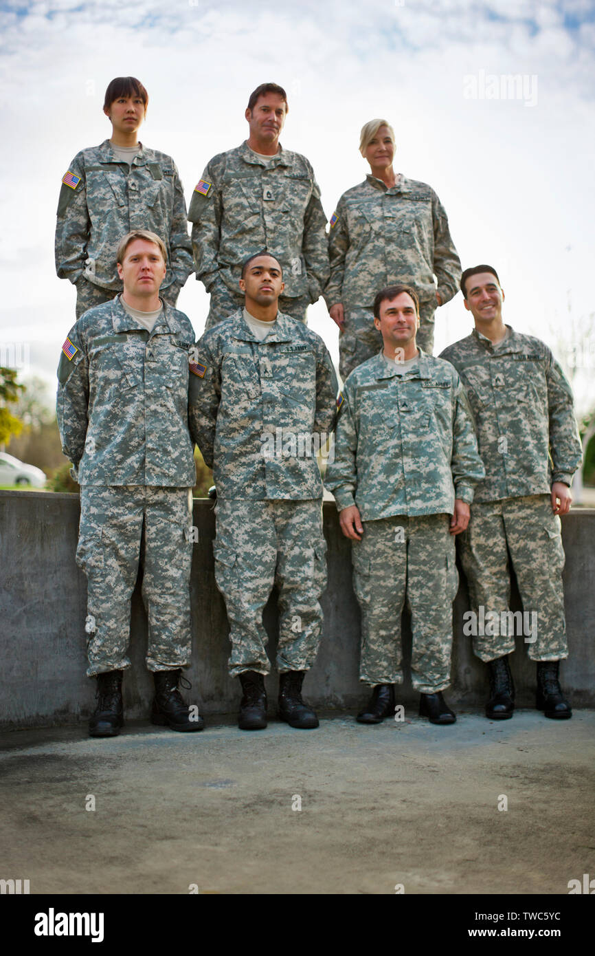 Portrait d'un groupe de soldats de l'armée américaine qui pose pour une ...