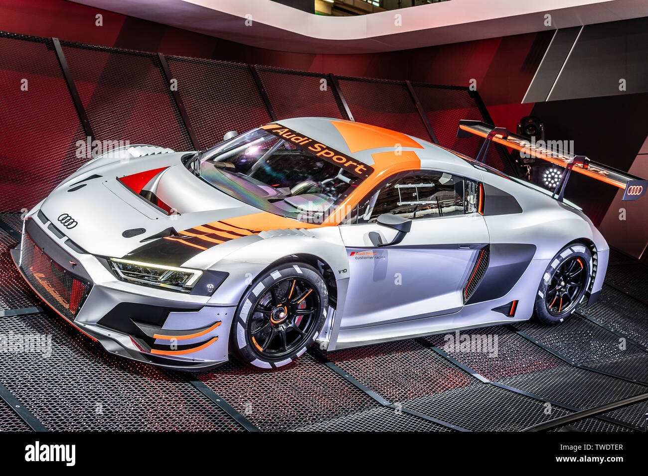 Audi r8 lms Banque de photographies et d’images à haute résolution - Alamy