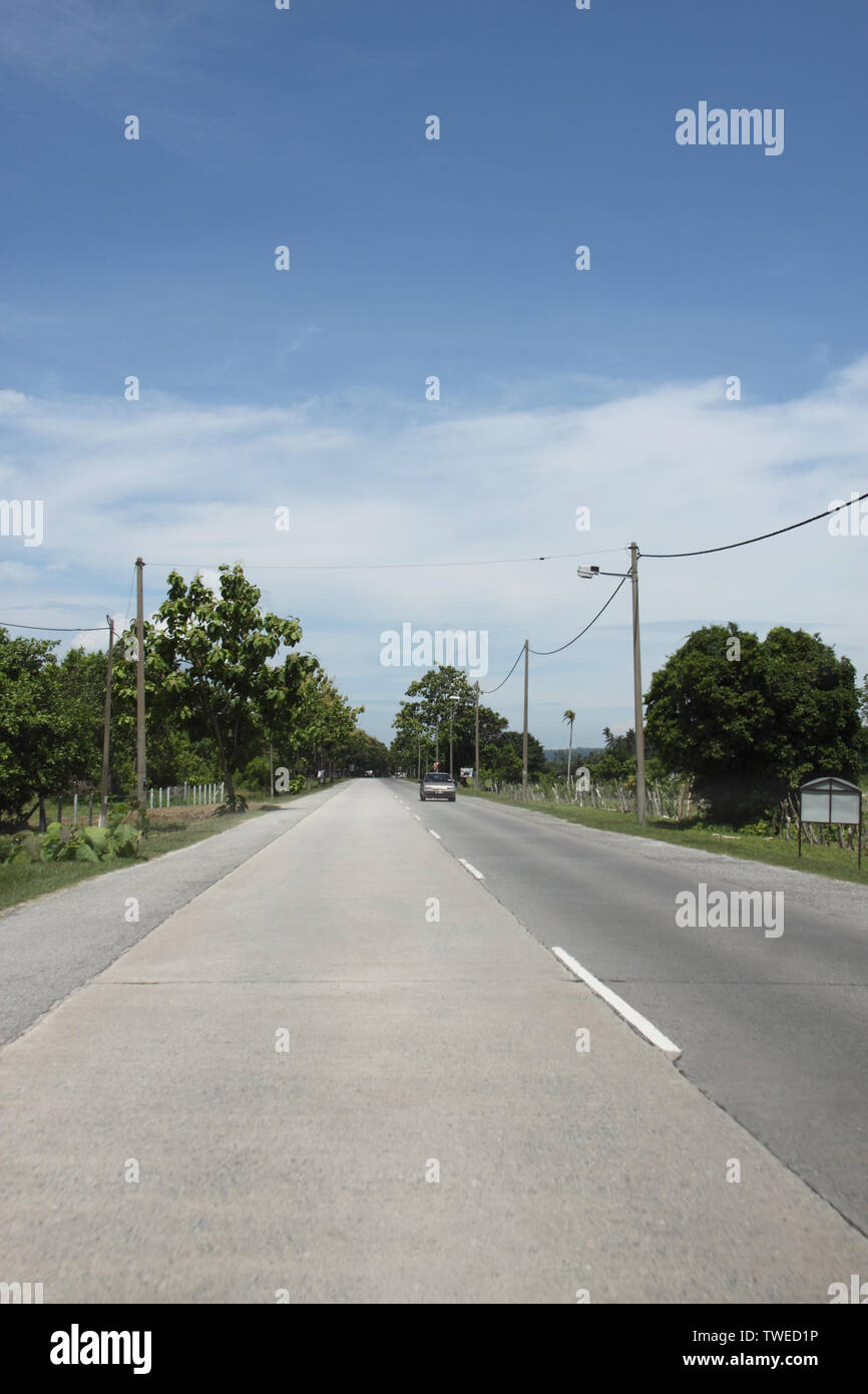 Route mark Banque de photographies et d’images à haute résolution - Alamy