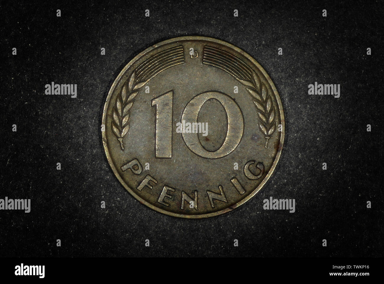 10 pfennig Banque de photographies et d’images à haute résolution - Alamy