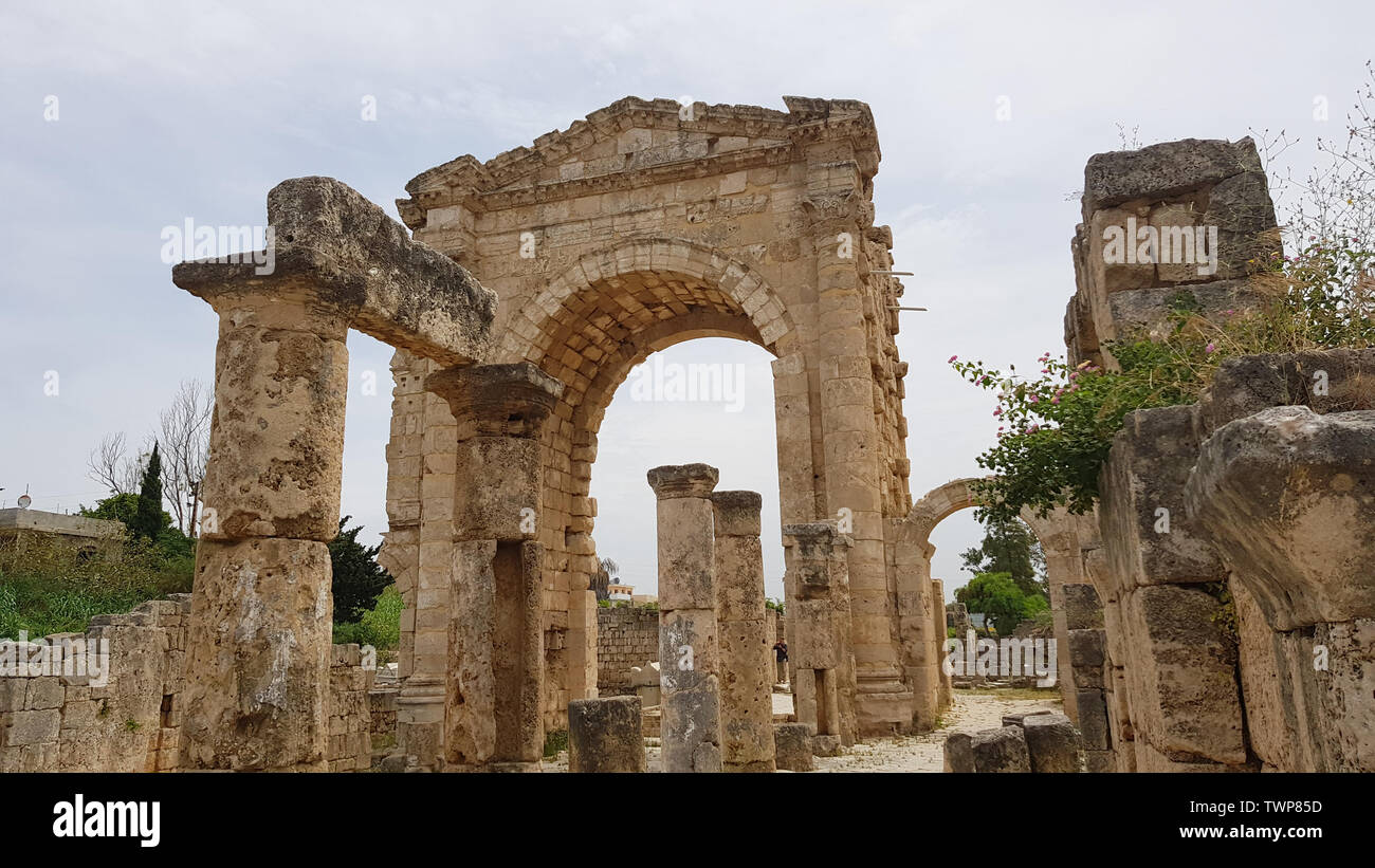 Roman ruins in tyre lebanon Banque de photographies et d’images à haute ...