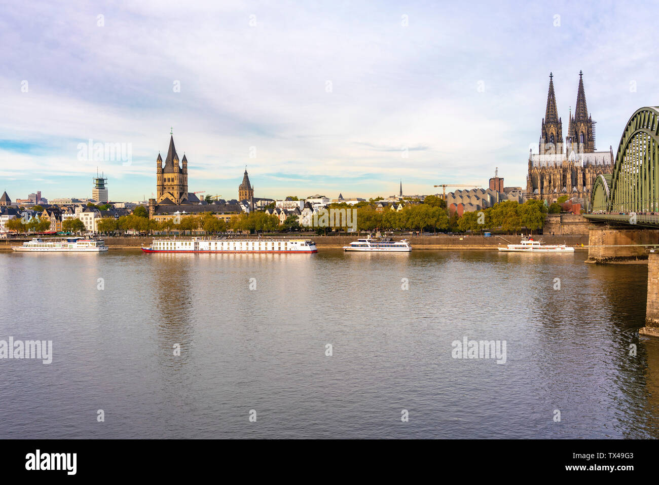 Flèche de la cathédrale de cologne Banque de photographies et d’images ...