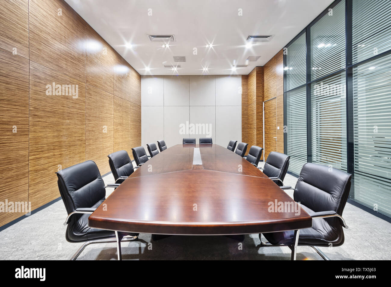 Bureau salle de réunion moderne et décoration d'intérieur Photo Stock ...
