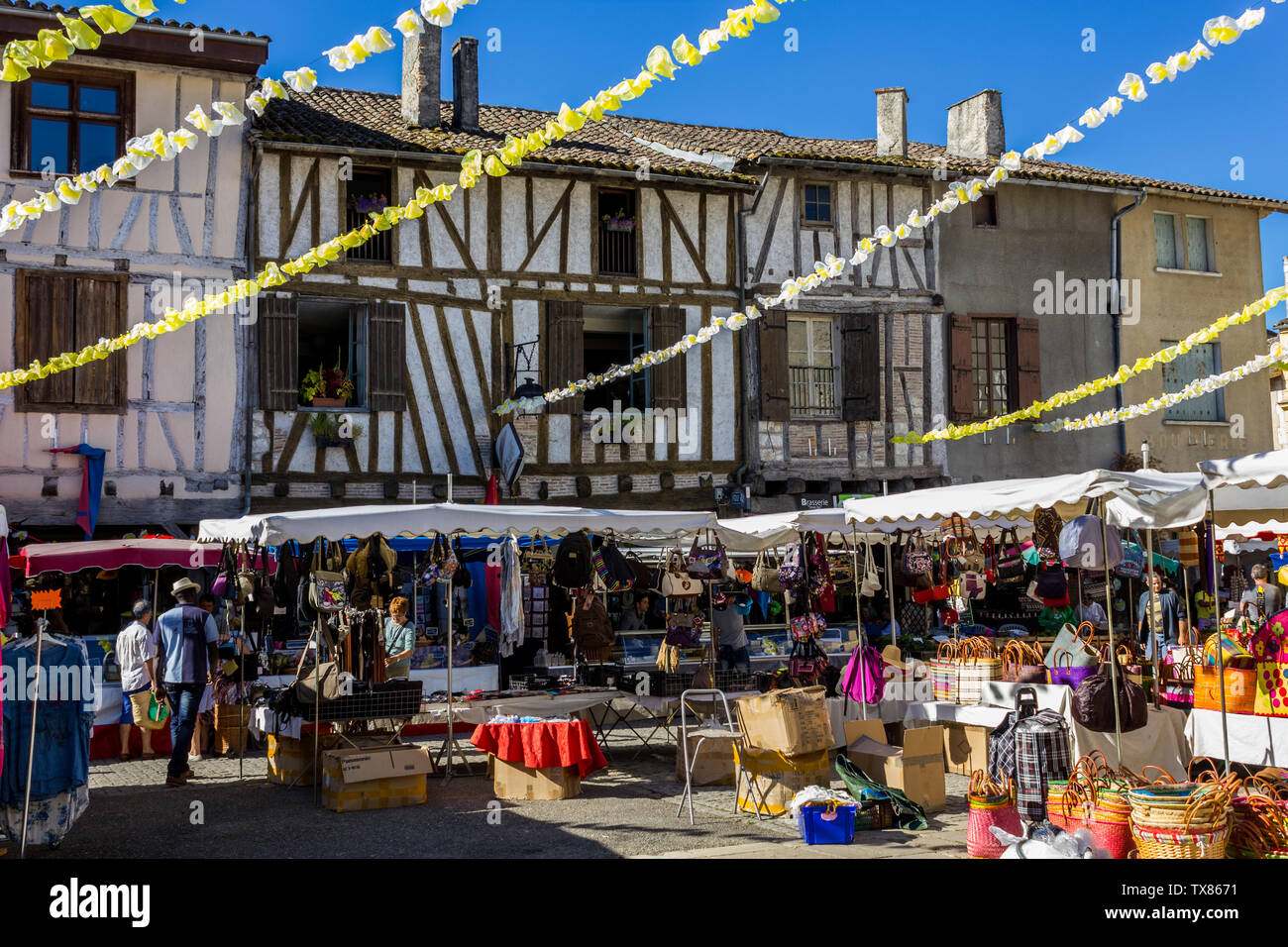 Eymet france Banque de photographies et d’images à haute résolution - Alamy