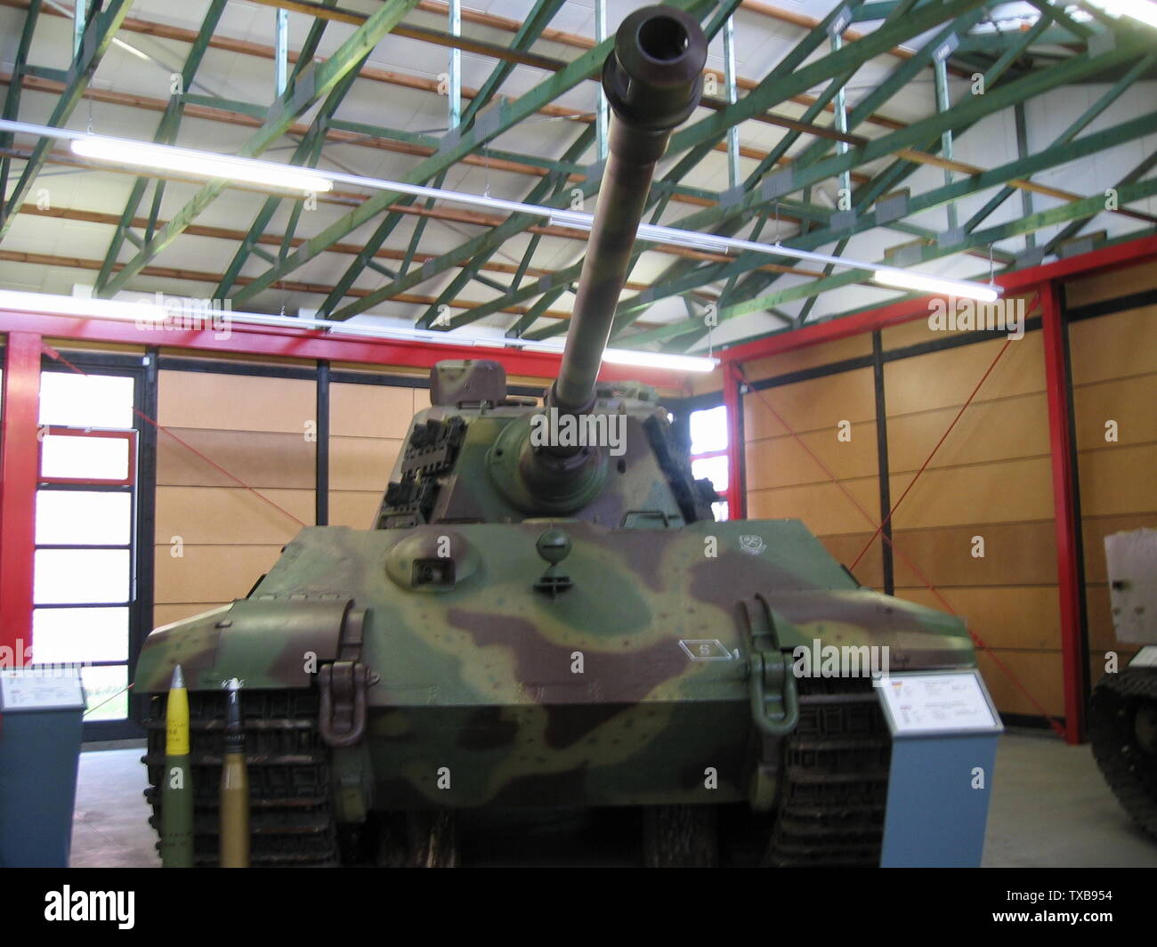 Panzerkampfwagen vi tiger ii Banque de photographies et d’images à ...