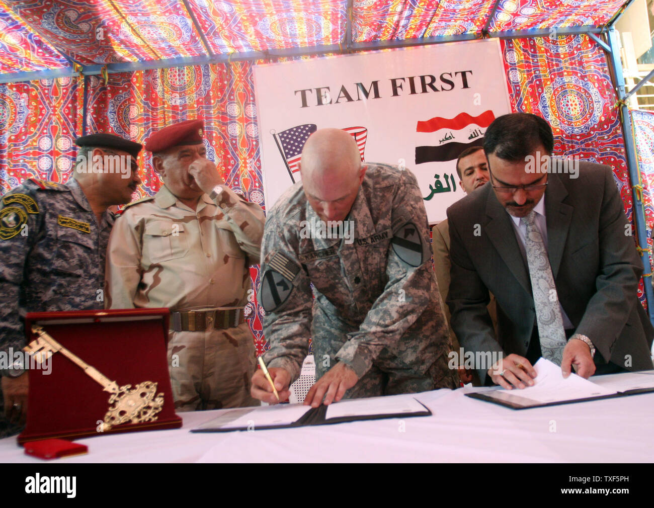 Timothy karcher Banque de photographies et d’images à haute résolution ...