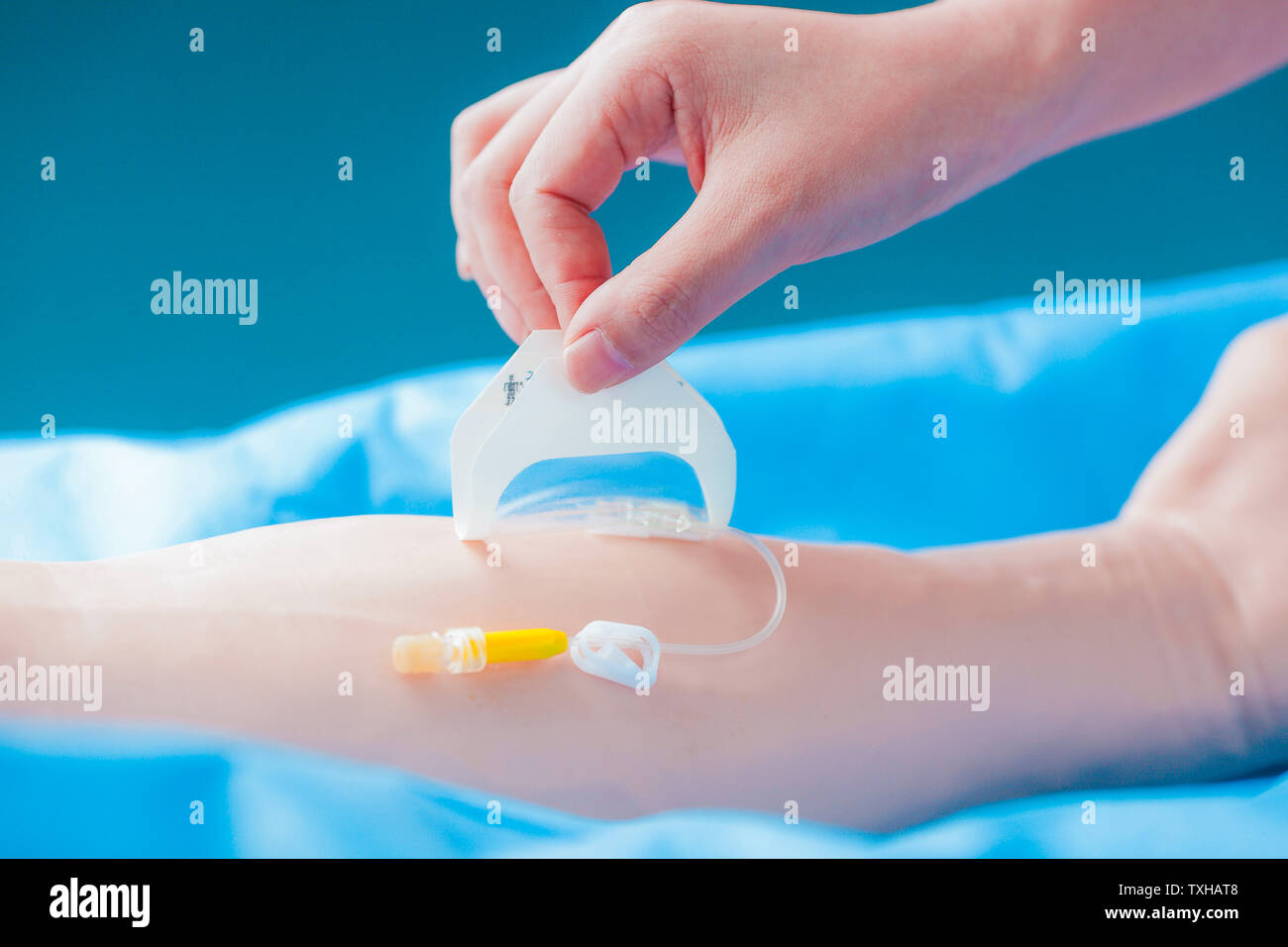 Les soins médicaux, l'exploitation de la perfusion intraveineuse, la ...