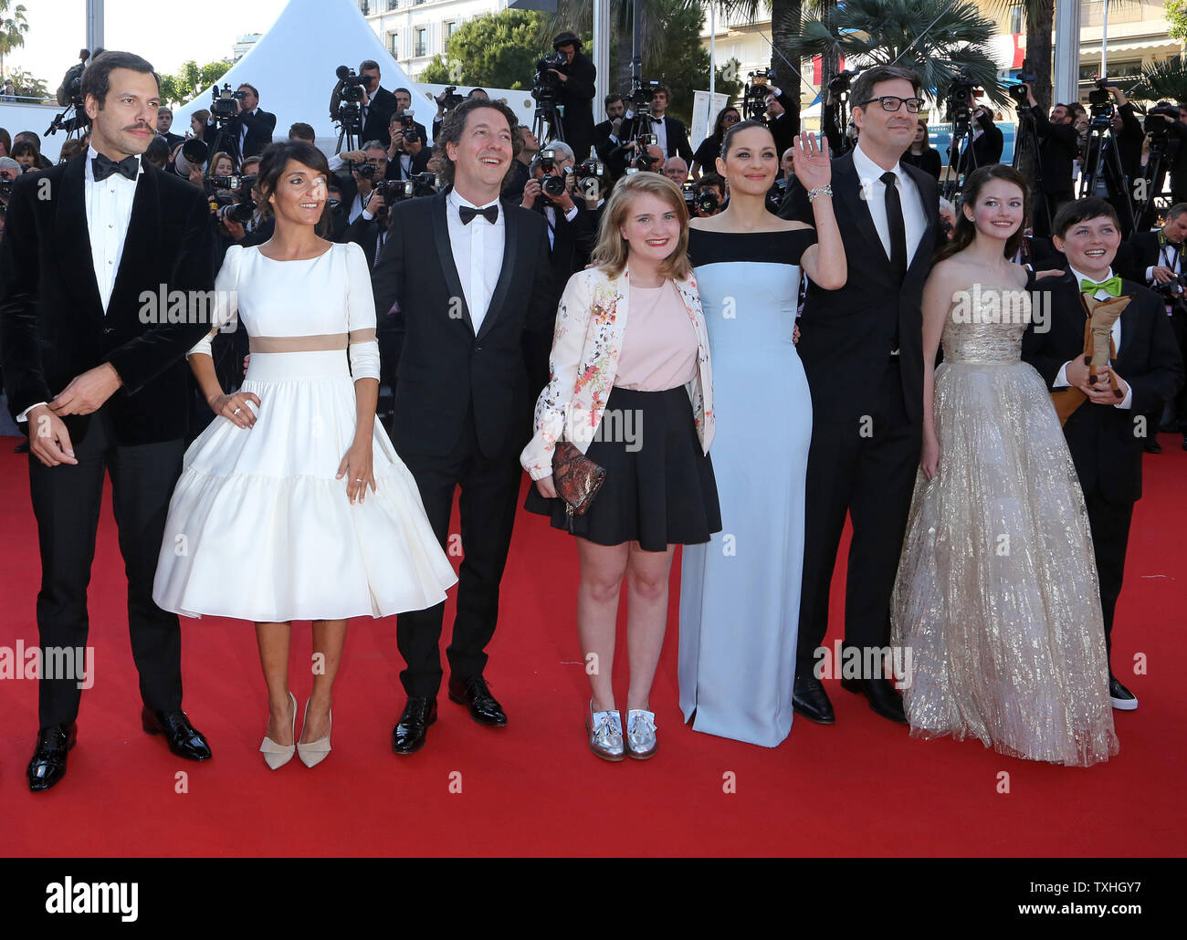 Riley osborne and mackenzie foy Banque de photographies et d’images à ...