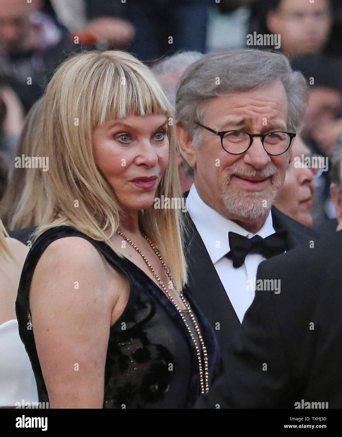 Kate Capshaw et Steven Spielberg arrivent sur le tapis rouge avant la ...