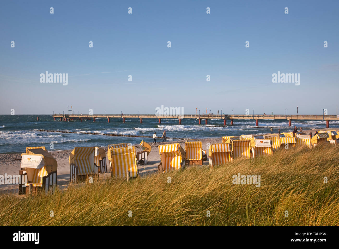 Plage dans la mer baltique zingst Banque de photographies et d’images à ...