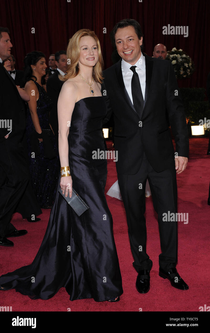 Laura linney and marc schauer Banque de photographies et d’images à ...