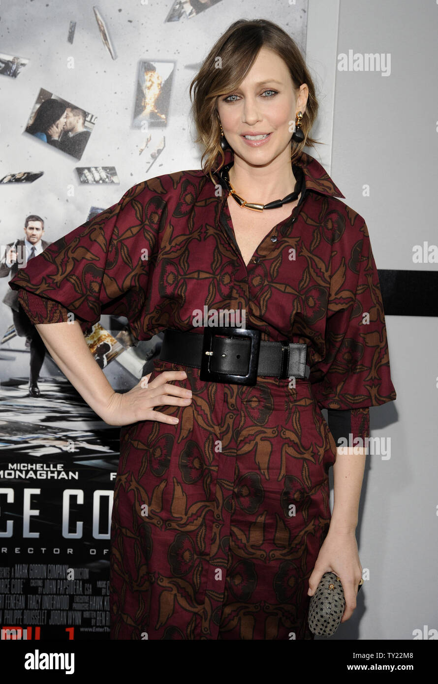 Vera Farmiga acteur assiste à la première du film 'Source Code' à l ...