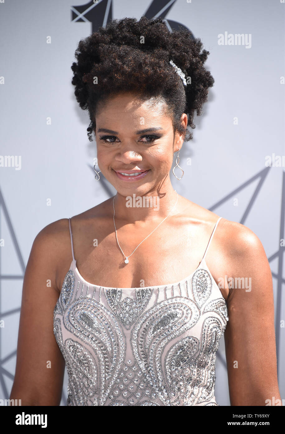 L'actrice Kimberly Elise assiste à la 16e conférence annuelle de ...