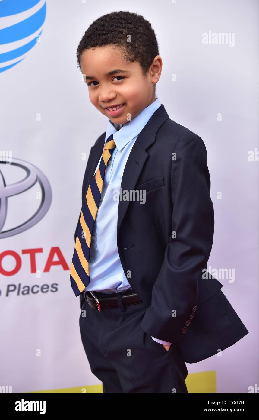 Hutchison Ethan arrive pour la 48ème NAACP Image Awards au Pasadena ...