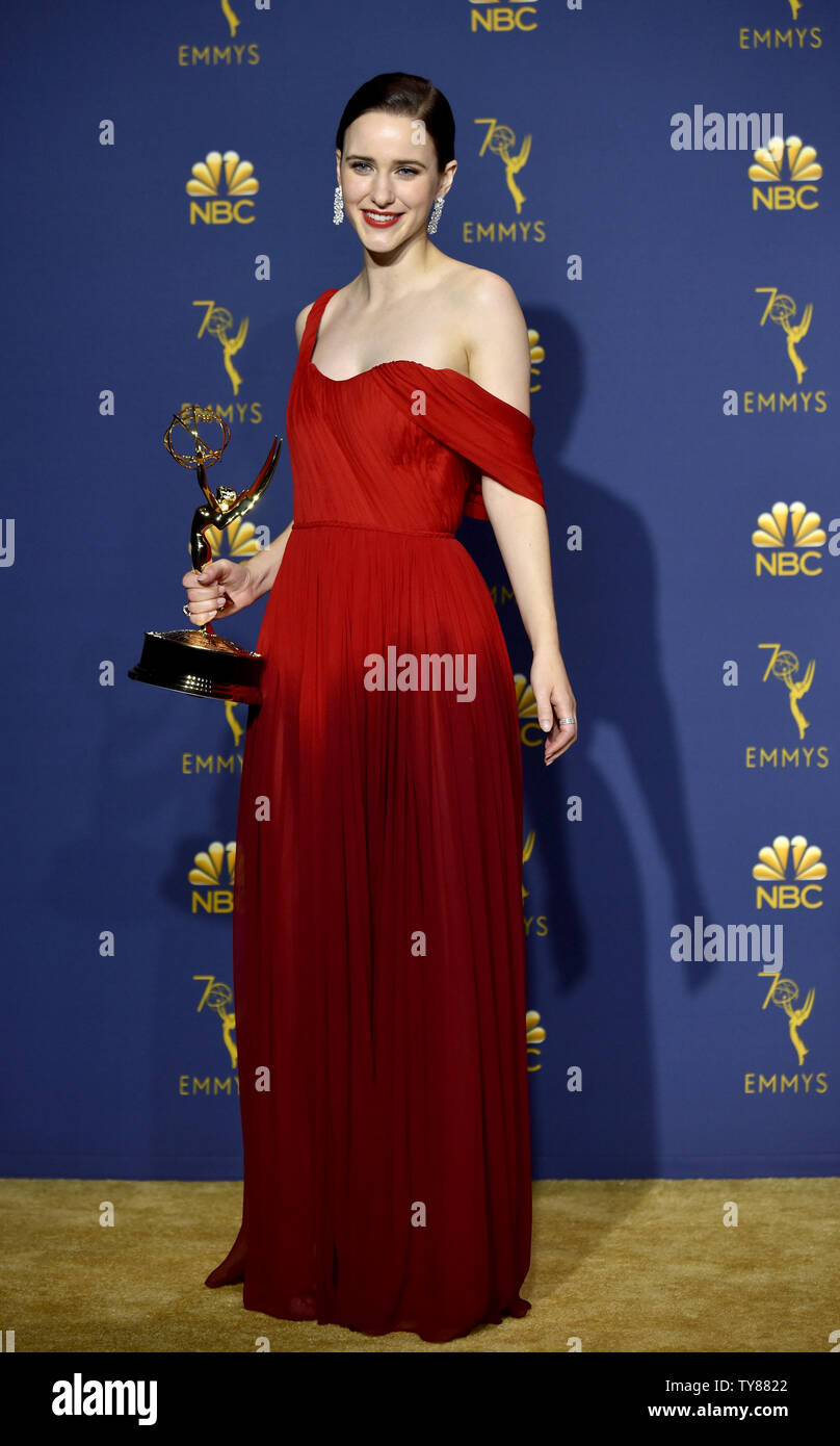 Rachel Brosnahan, gagnant de l'Award for Outstanding actrice dans une ...