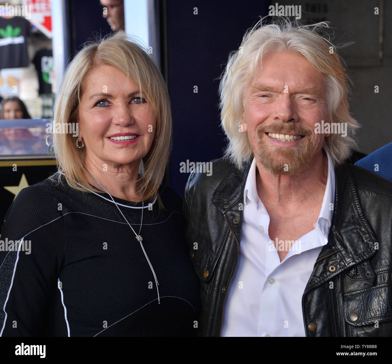 Sir richard branson with his wife joan Banque de photographies et d ...