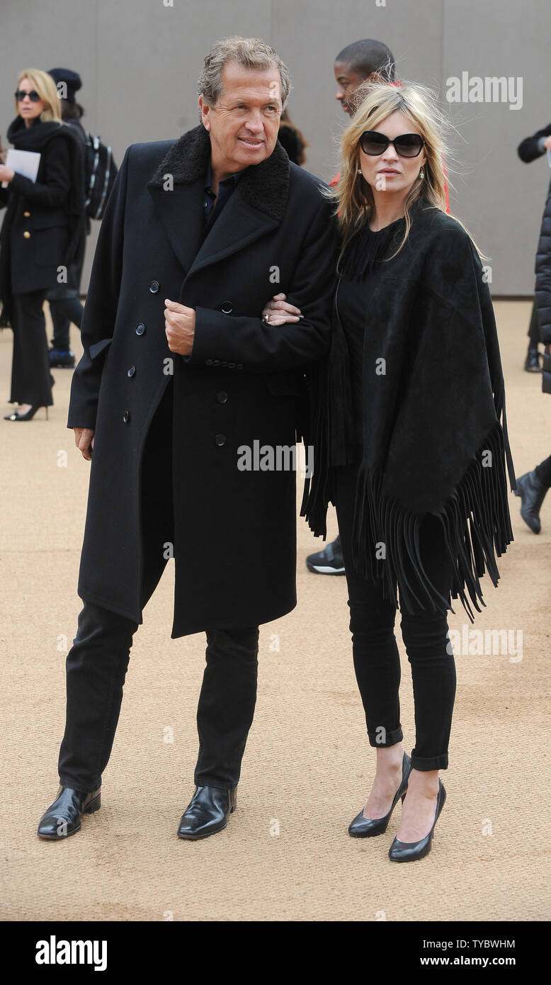 Mario testino kate moss Banque de photographies et d’images à haute ...