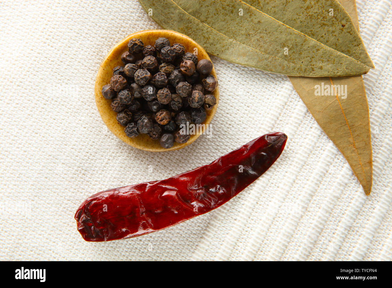 Kali mirchi Banque de photographies et d’images à haute résolution - Alamy