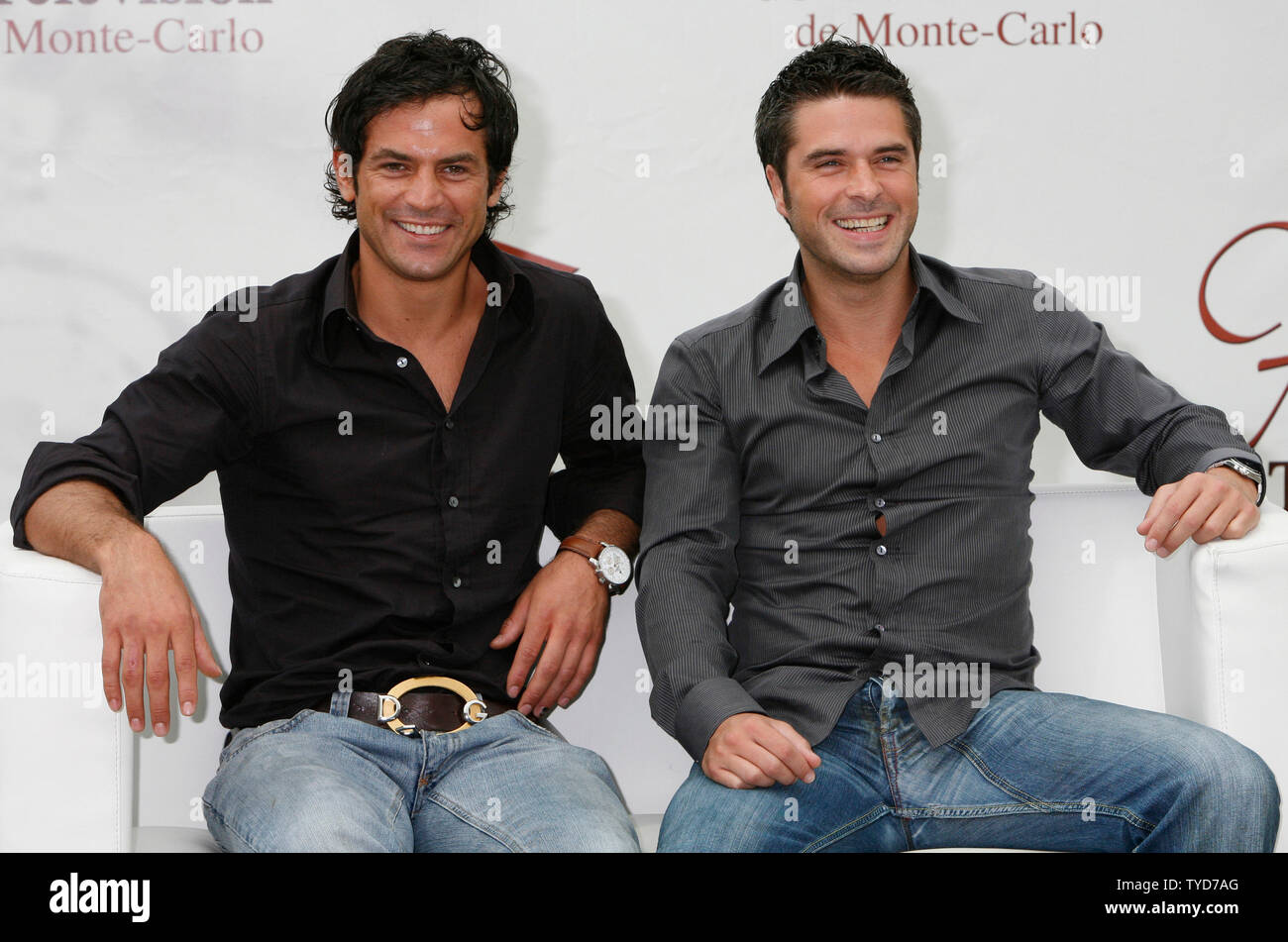 Acteurs Filip Nikolic (L) et Anthony Dupray de la télévision française ...