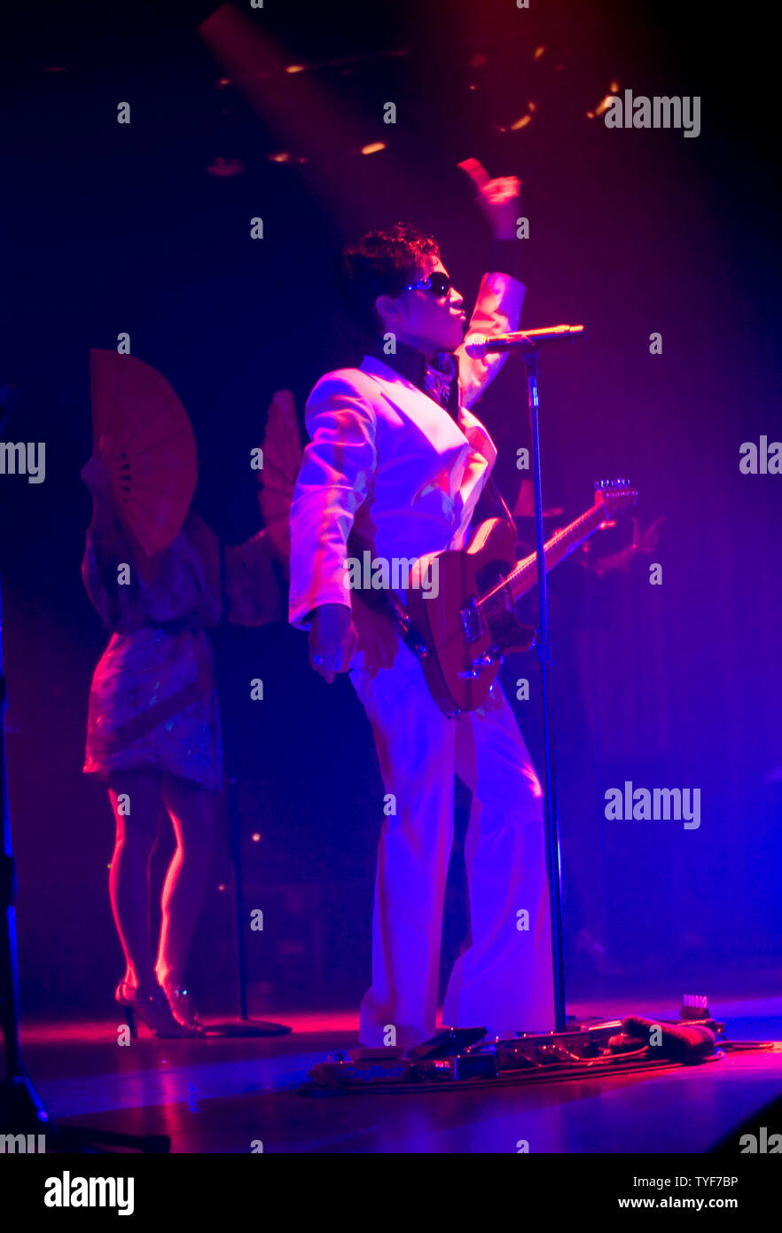 Le Prince effectue chez Macy's à Minneapolis le 7 juillet 2007. Prince ...