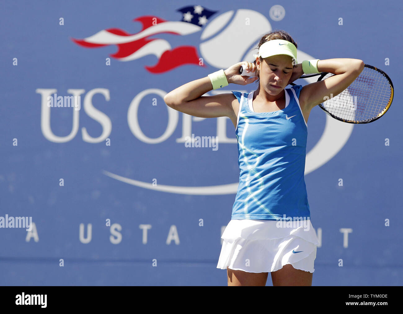 Beatrice Capra de la France réagit après avoir perdu un point dans son ...