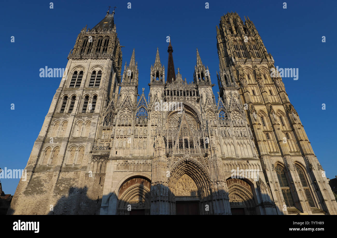 La Cathédrale de Rouen est une église catholique romaine à Rouen ...
