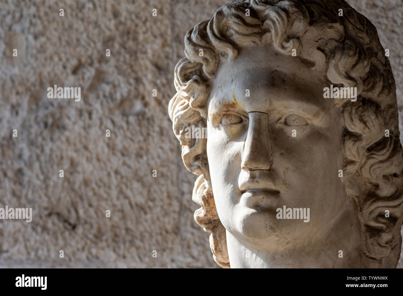 Sun god helios sculpture Banque de photographies et d’images à haute ...