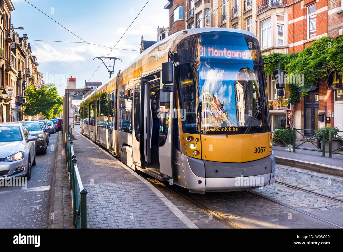 Stib mivb tram Banque de photographies et d’images à haute résolution ...