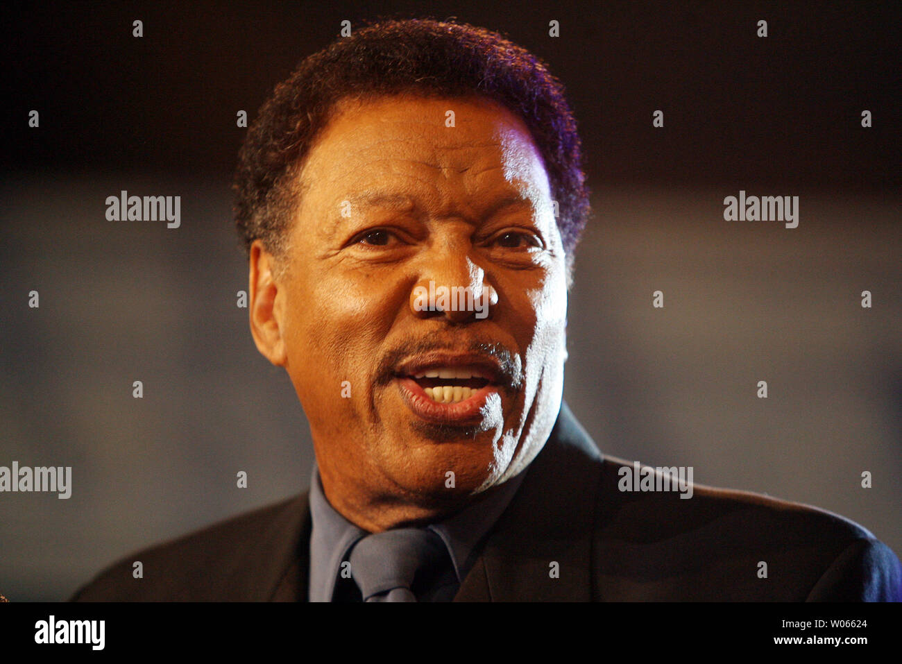 Singer Billy Davis Jr., anciennement de la cinquième dimension du ...