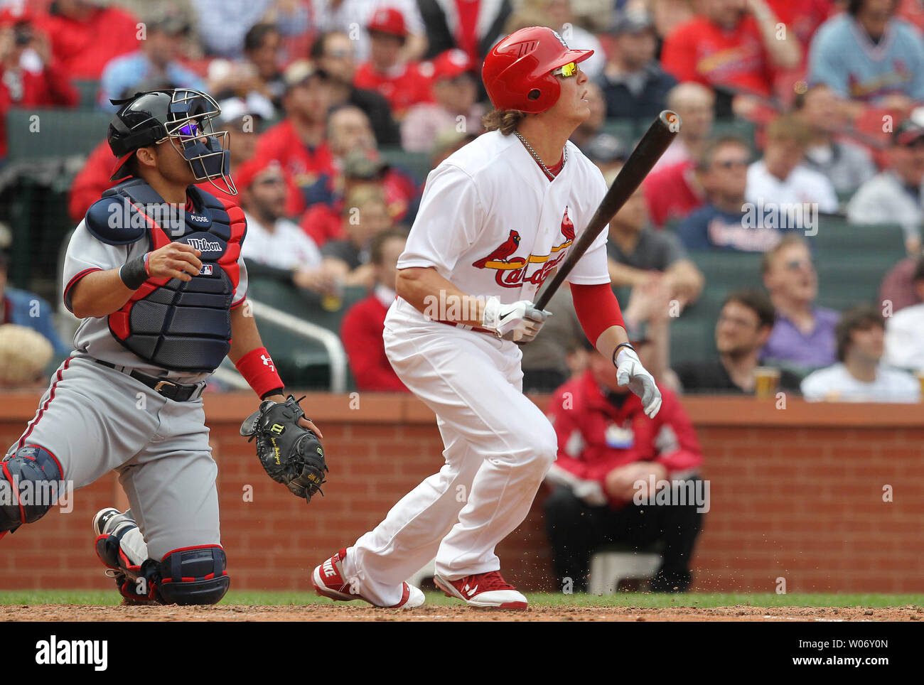 Cardinals de Saint-Louis Colby Rasmus et Washington Nationals catcher ...