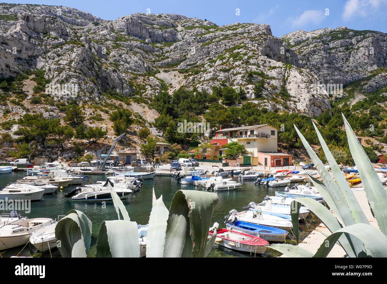 Le port de Morgiou Morgiou, calanque, Calanques de Marseille, Bouches ...