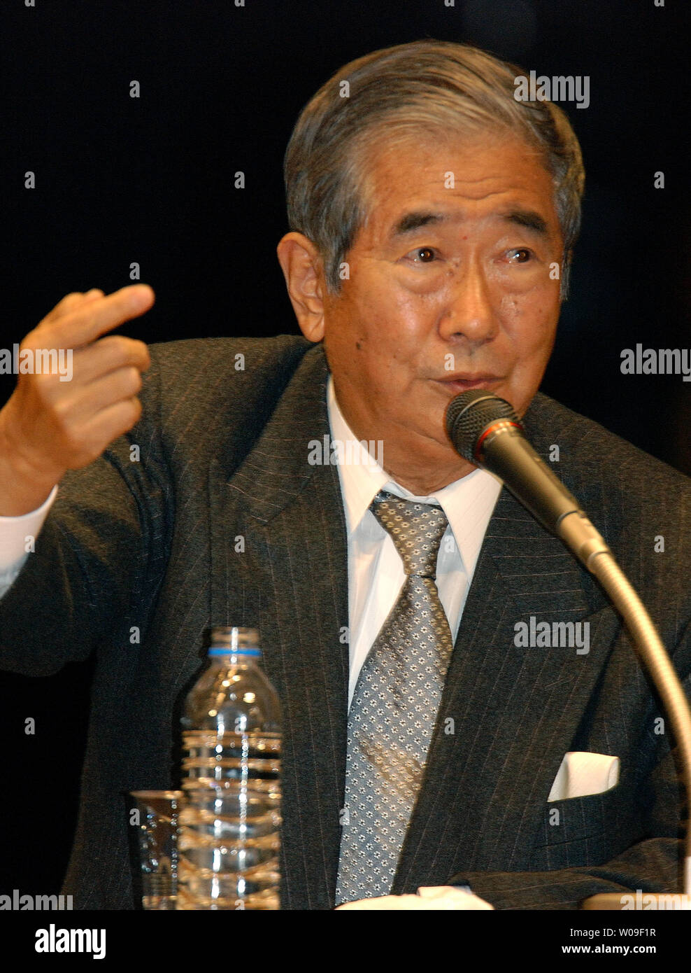 Ishihara shintaro Banque de photographies et d’images à haute ...