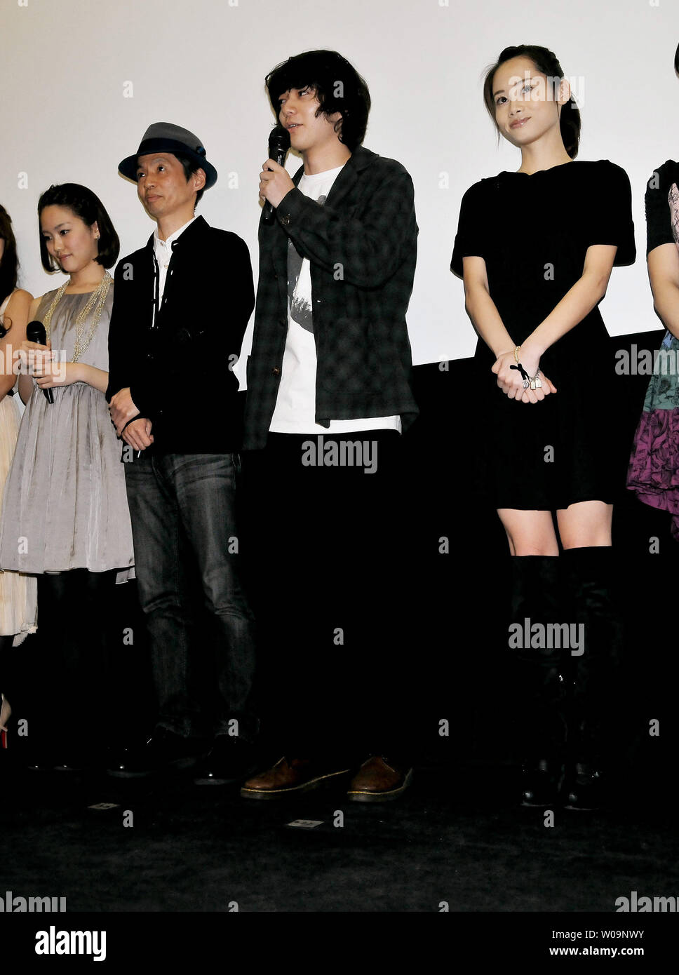 Mai tanaka Banque de photographies et d’images à haute résolution - Alamy