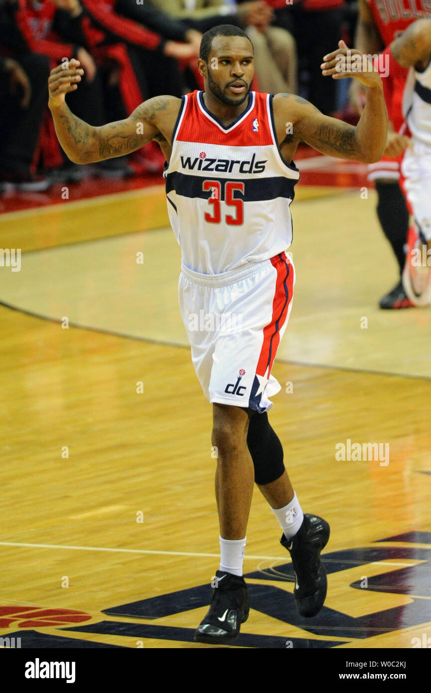 Washington Wizards en avant Trevor Booker (35) réagit après avoir ...