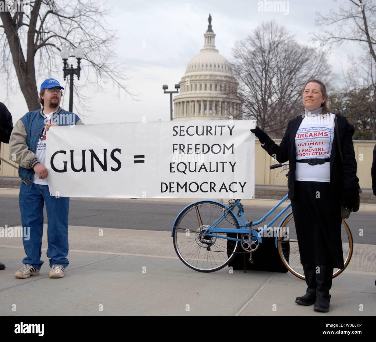 Bannir toutes les armes de poing Banque de photographies et d’images à ...