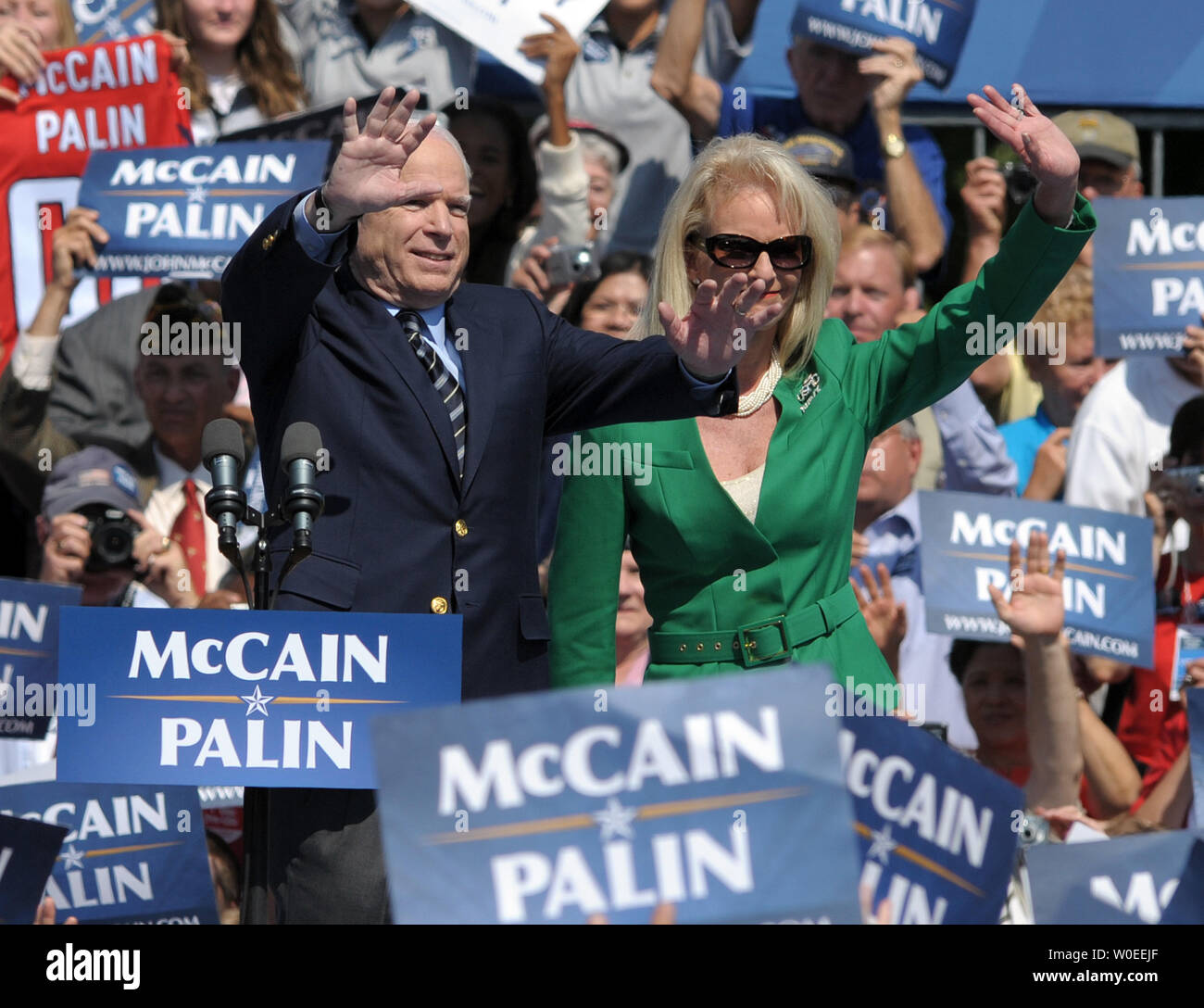 Candidat présidentiel républicain le sénateur John McCain (Arizona) et ...