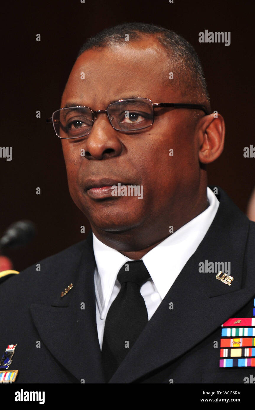 Gen lloyd james austin iii Banque de photographies et d’images à haute ...