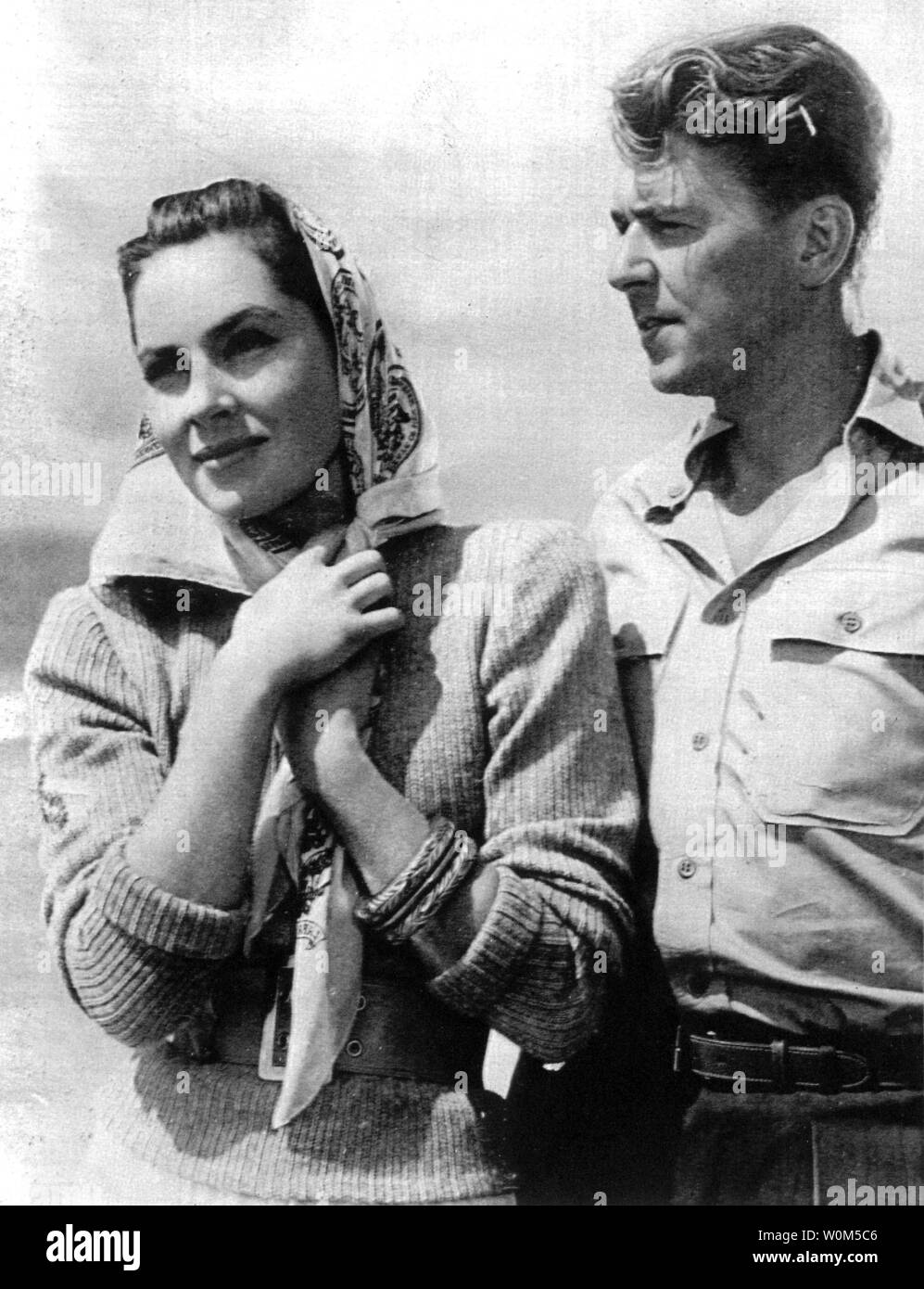 Viveca lindfors Banque de photographies et d’images à haute résolution ...