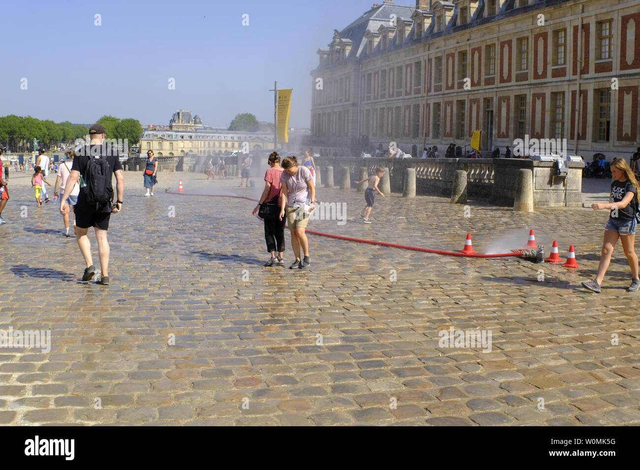Canicule de paris 2019 Banque de photographies et d’images à haute ...
